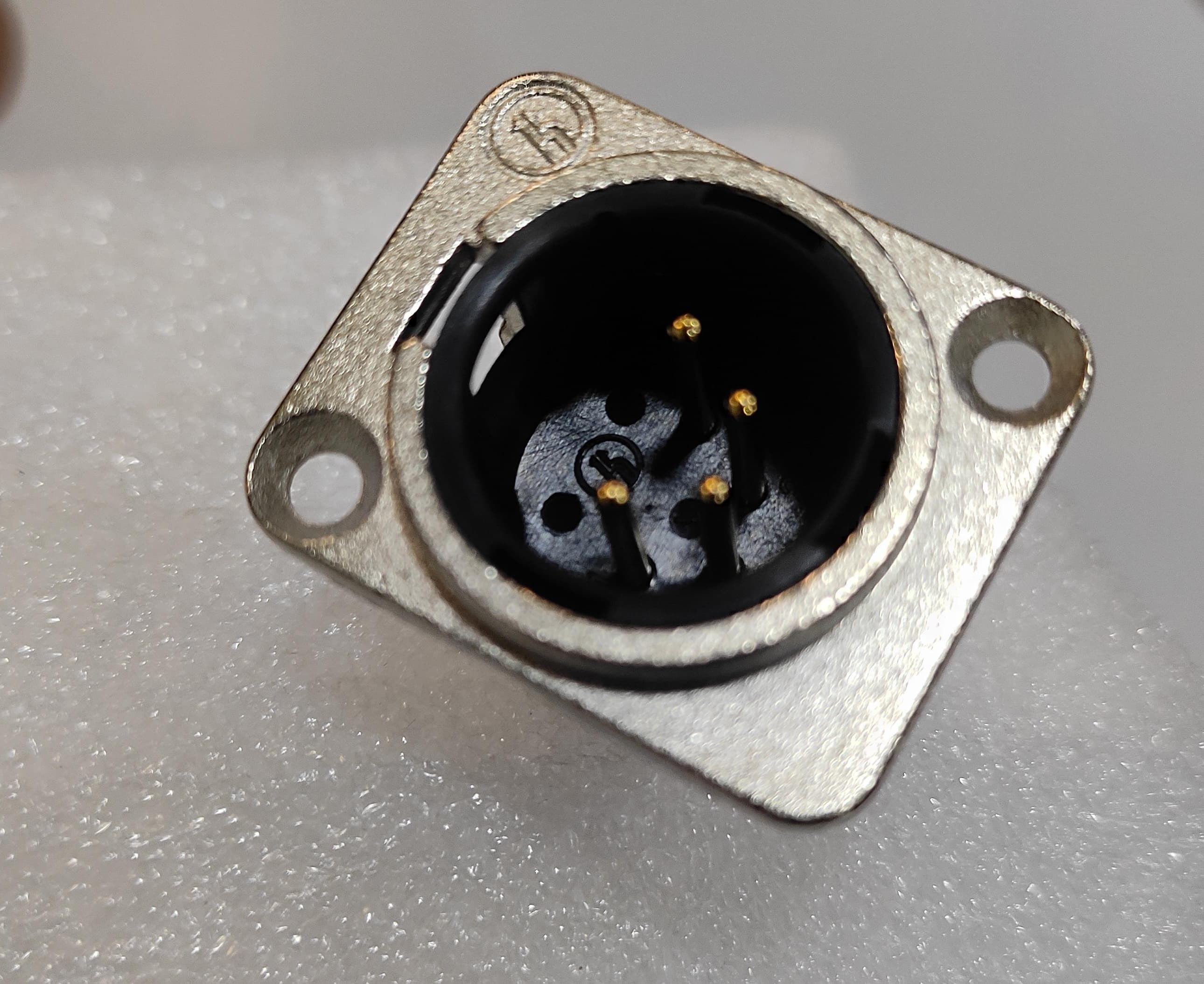 Vl Xlr Male Socket 4 Pin | Phototech Service